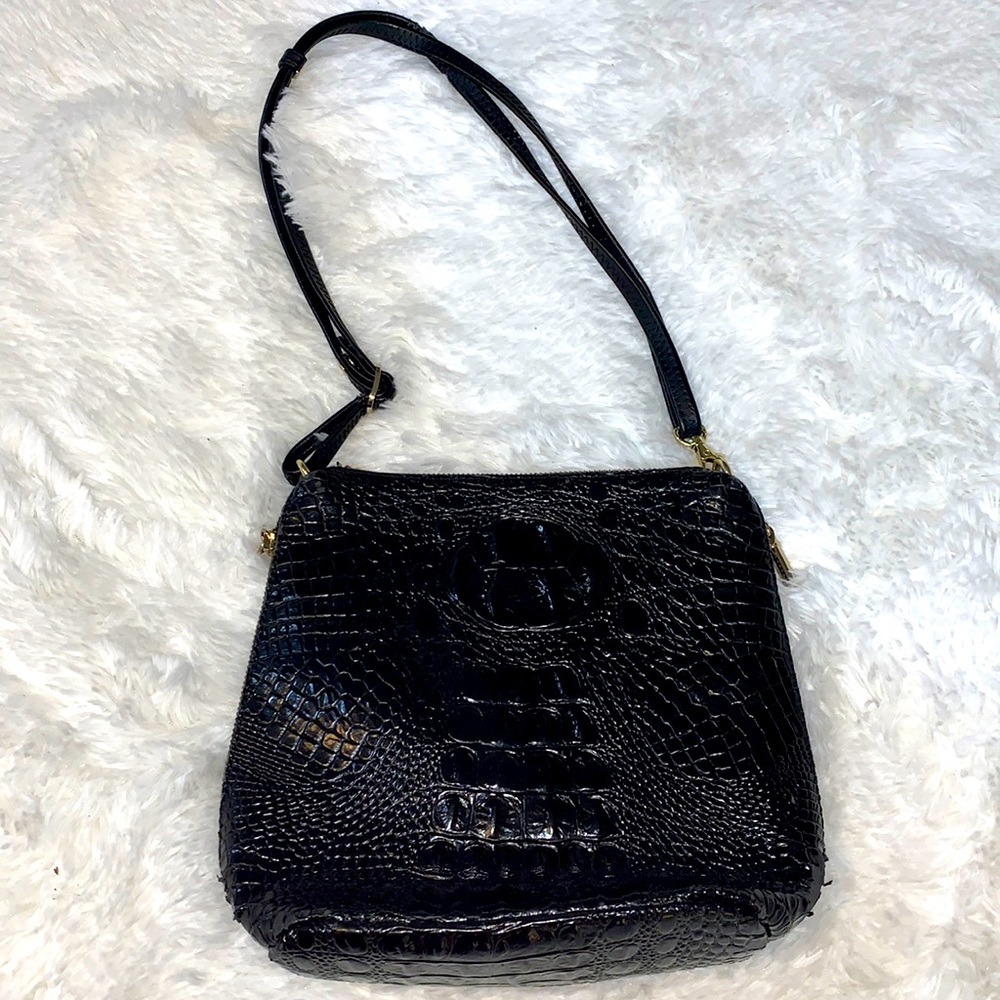 Crocodile Wear Faux Crocodile On Genuine Leather - Gem